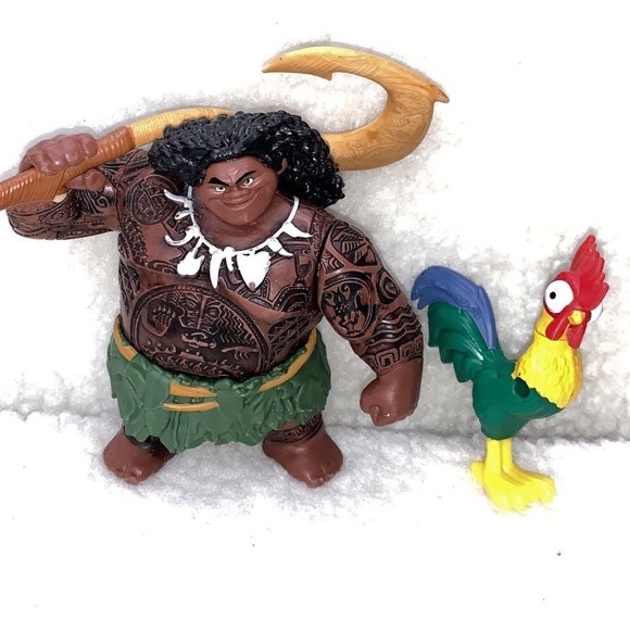 Disney | Toys | Disney Jakks Maui 45 And Rooster Hei Hei Figures Cake ...